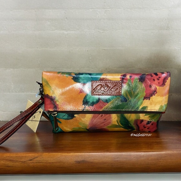 Patricia Nash | Bags | Patricia Nash Valerie Watercolor Butterfly ...